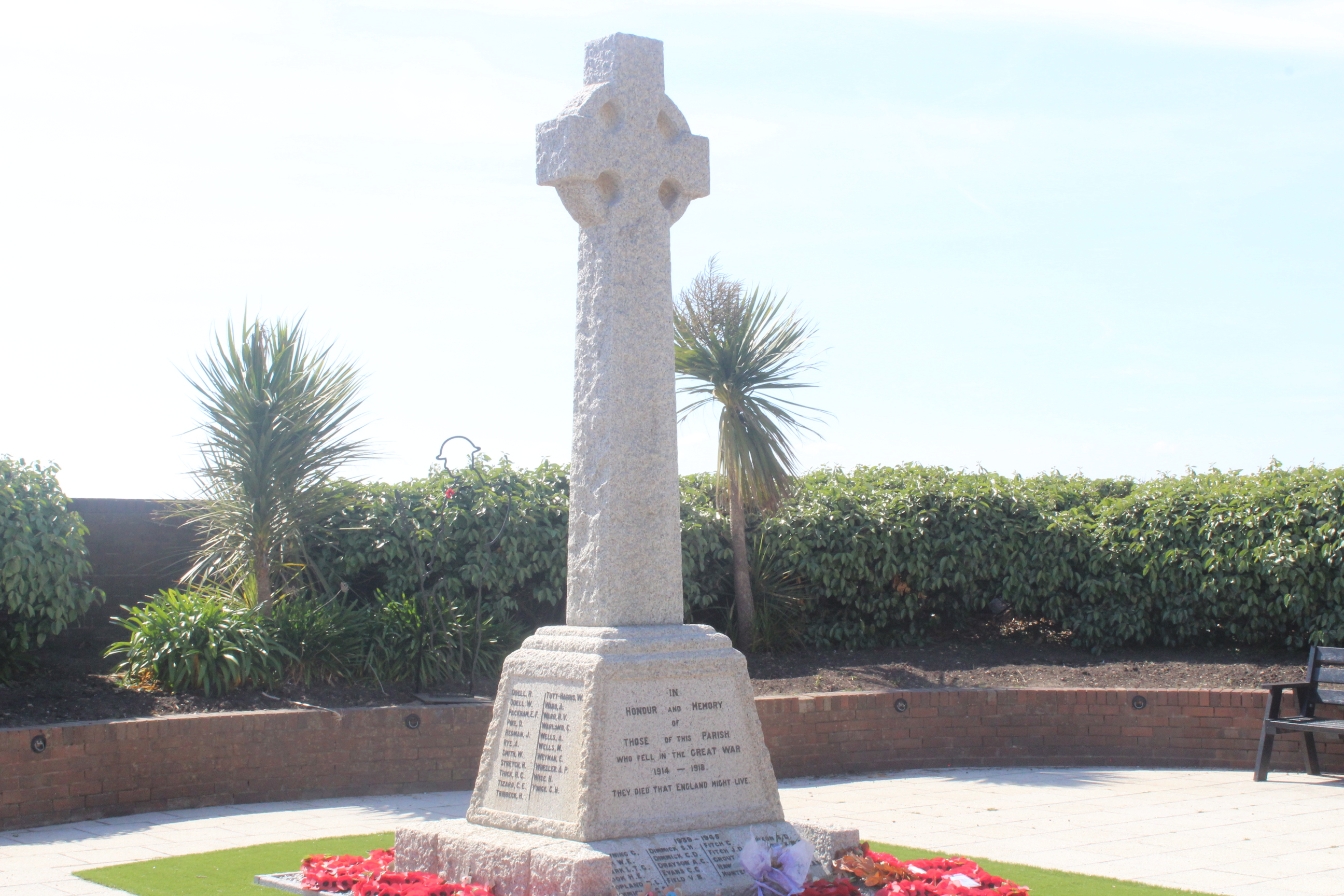Lee-on-the-Solent - War Memorials Online
